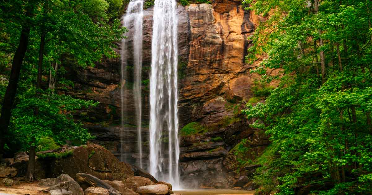 Georgia's Best-Kept Secret Is A Dazzling 186-Foot Waterfall Most People ...