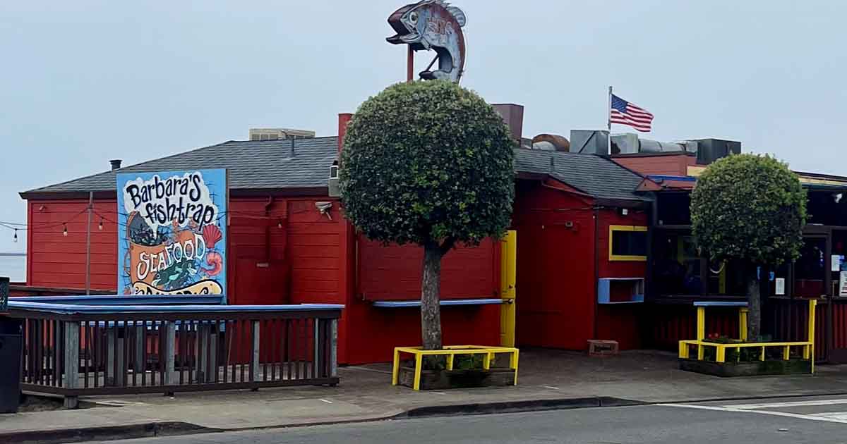 This Tiny California Seafood Shack Serves The Best Clam Chowder You'll ...