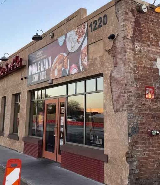 6 Dirt-Cheap Arizona Restaurants That Taste Like A Million Bucks
