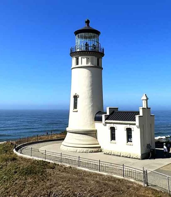 dramatic coastal lighthouse washington ftr