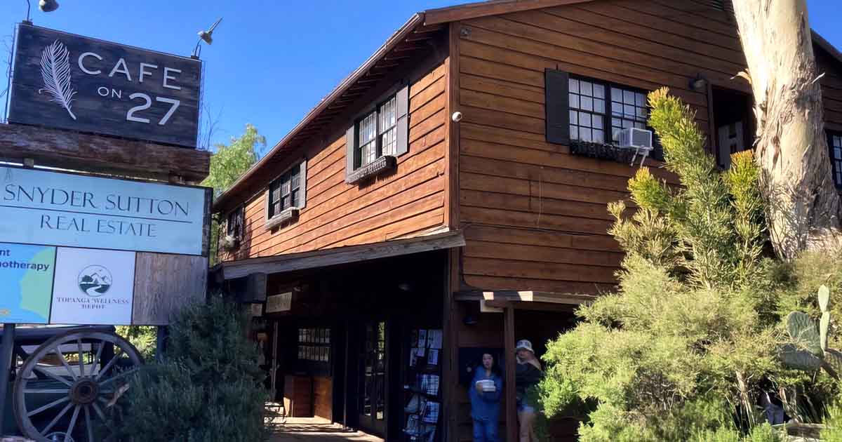The Most Enchanting Hidden Restaurant In California Sits Right Inside A ...