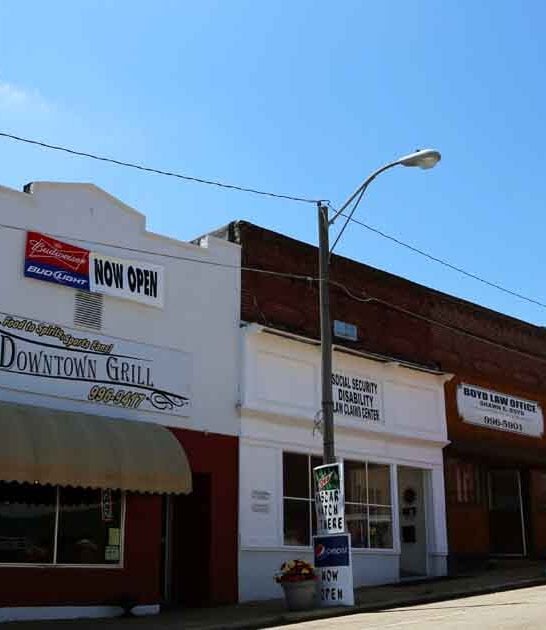 enchanting ozark town missouri ftr