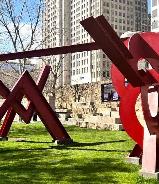 extraordinary sculpture gardens missouri ftr