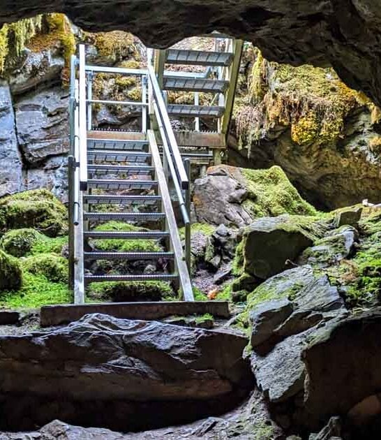 extraordinary underground cave washington ftr