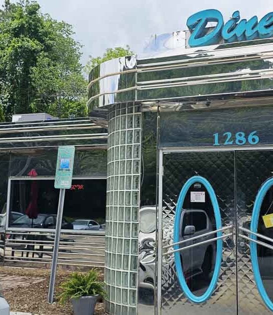 fabulous north carolina diner ftr