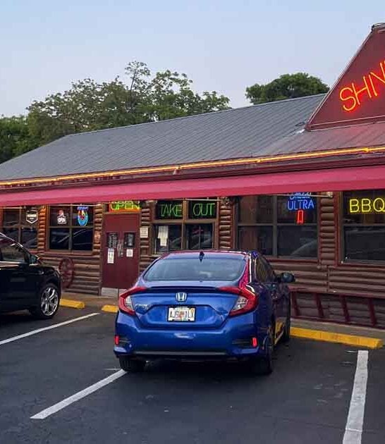 Prepare To Get Messy Because This Florida BBQ Joint Serves The State&rsquo;s Most Irresistible Ribs
