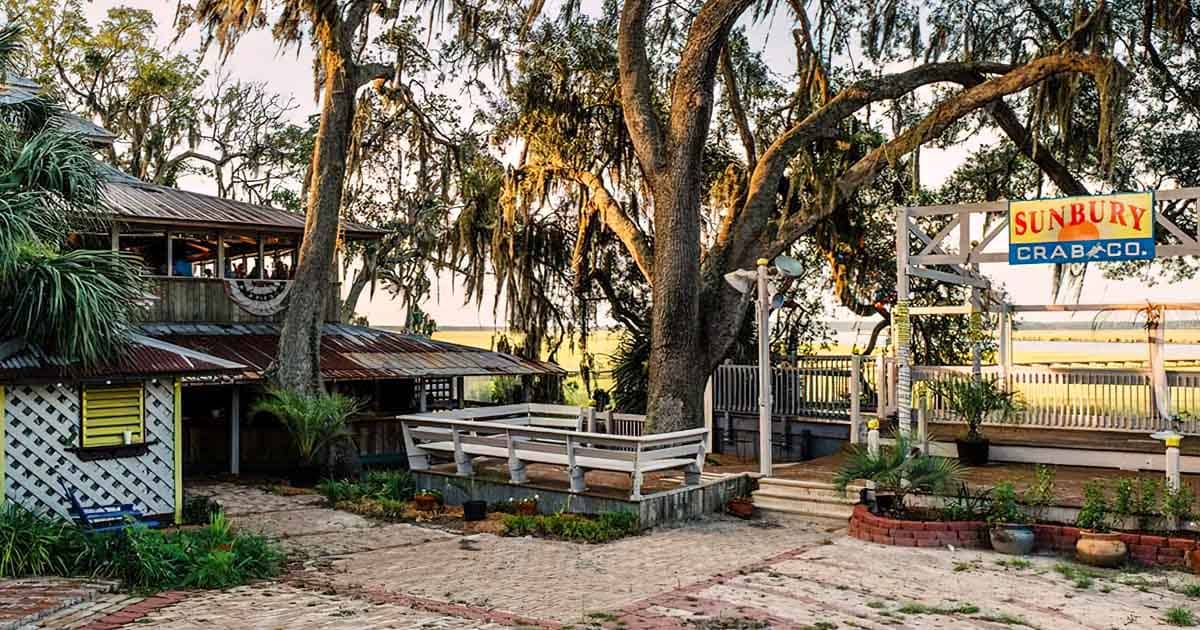 This No-Frills Georgia Spot Has Been Slinging Incredible Crab For ...