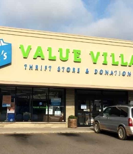 gigantic minnesota thrift store ftr