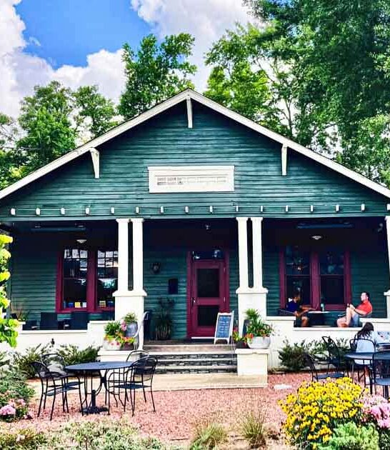 hidden bookstore bar alabama ftr
