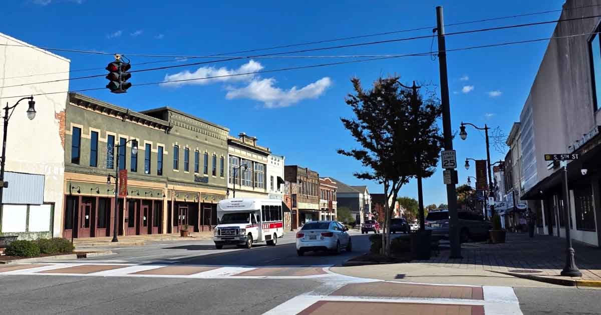 The Charming Town In Alabama Where You Can Still Snag A Home For Under ...