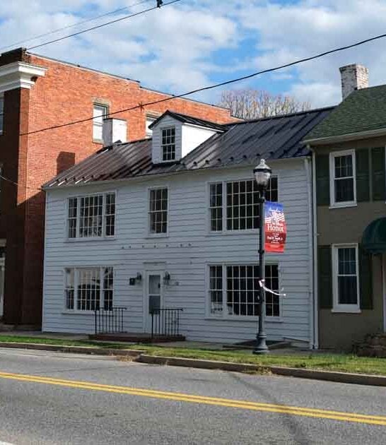 homey stunning towns maryland ftr