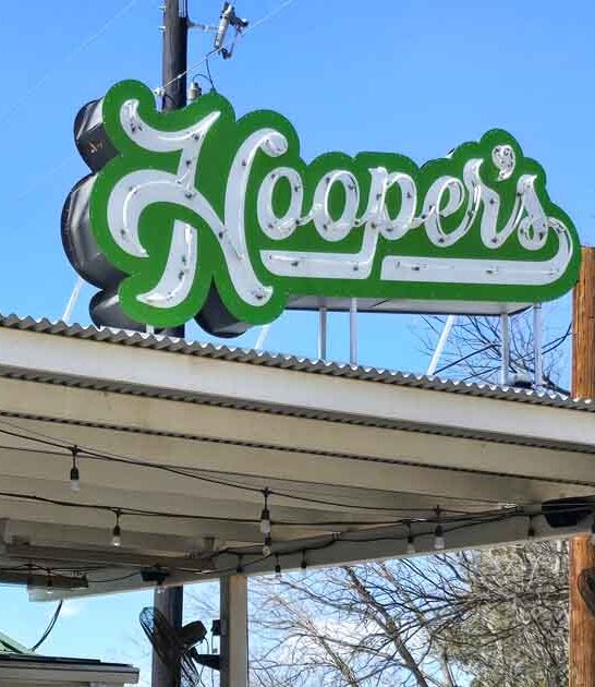 horror themed restaurant texas ftr