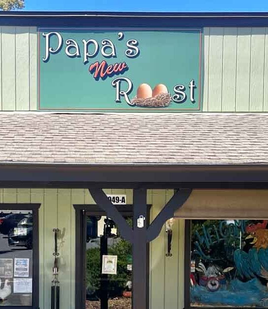 Sink Your Teeth Into The Unbelievably Huge Sandwiches At This Tiny California Restaurant