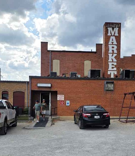 iconic barbecue restaurants texas ftr