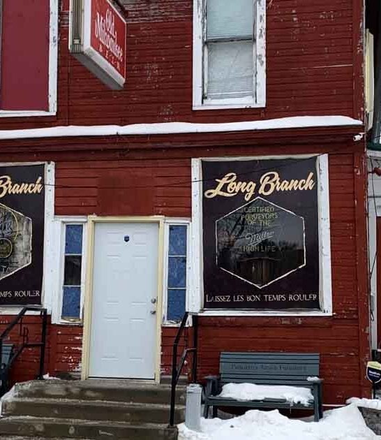 8 Unassuming Illinois Steakhouses That Will Blow Your Mind Every Single Time