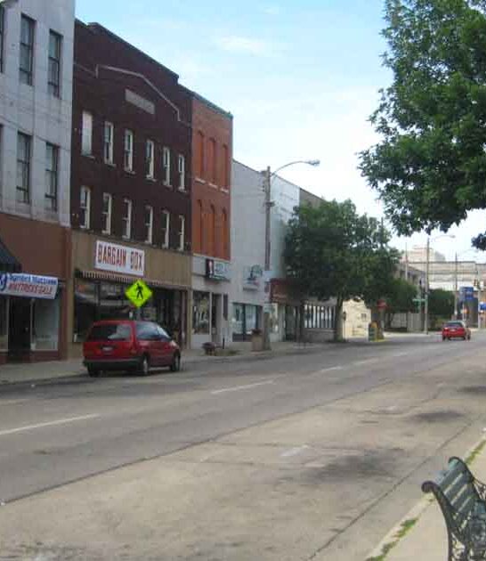 illinois town cheap rent ftr