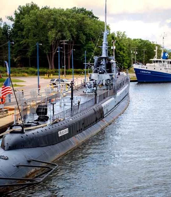 incredible wwii submarine michigan ftr