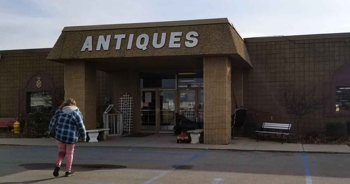 Everything About This Massive Antique Store In Indiana Will Blow You Away