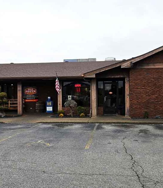 kentucky charming bbq restaurant ftr