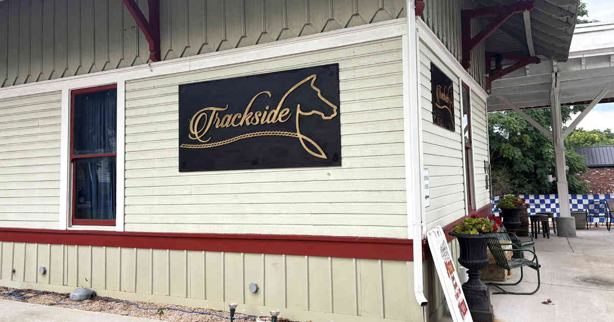 This Kentucky Restaurant Inside A Historic Train Depot Is Worth The Trip