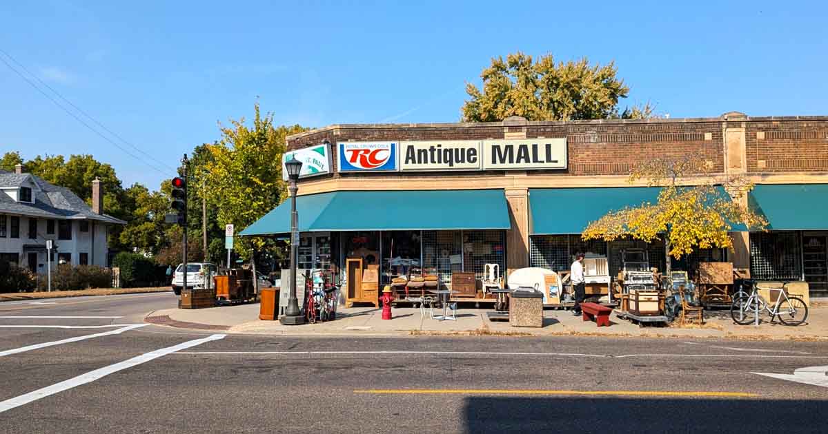 This Enormous Antique Store May Be The Best-Kept Thrifting Secret In ...
