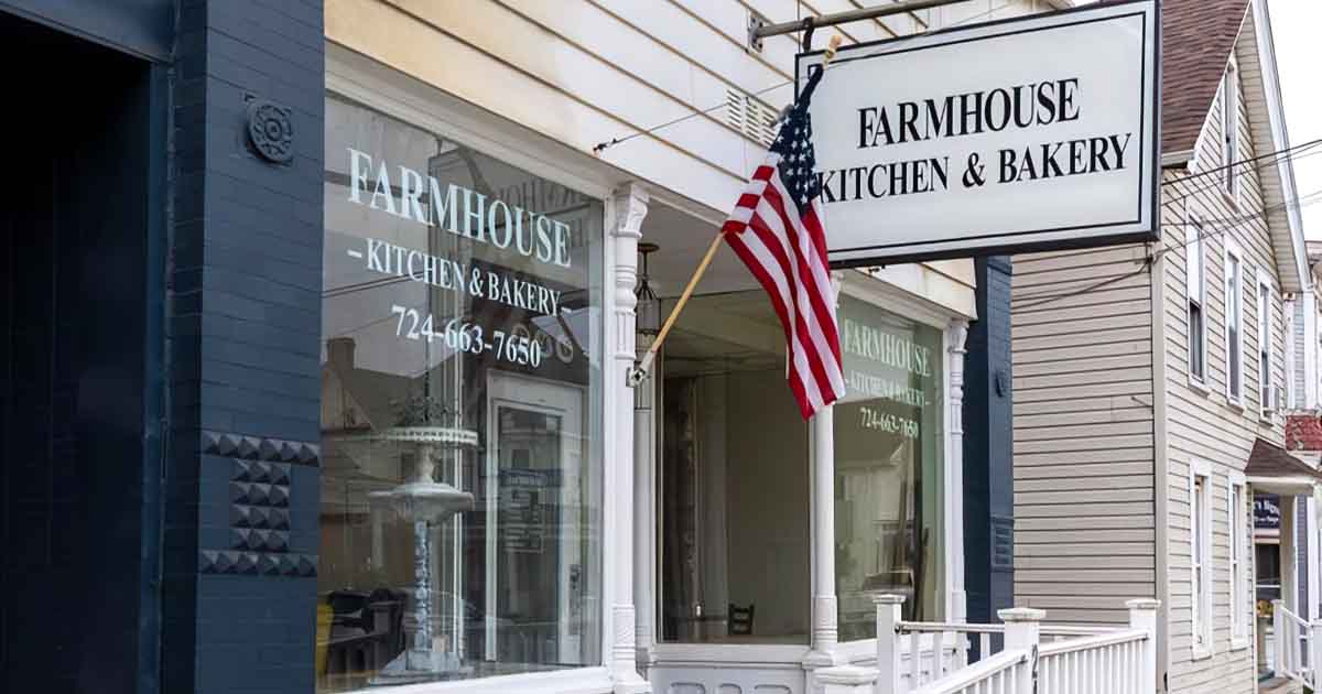 You Need To Try The Legendary Farmer's Breakfast At This Cozy ...