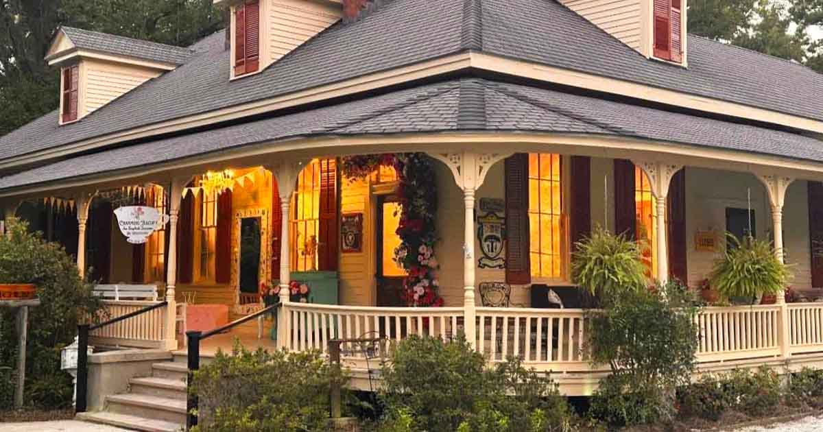 This Magical Alabama Tea Room Will Make You Feel Like You're In A Storybook