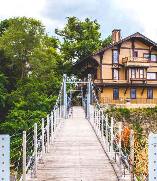 magical old cottage illinois ftr