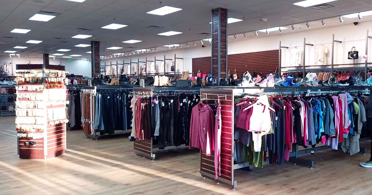 Bargain Hunters From All Over Maryland Flock To This Jaw-Droppingly ...