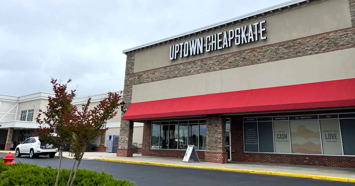 Bargain Lovers From Across Maryland Are Obsessed With This Enormous ...