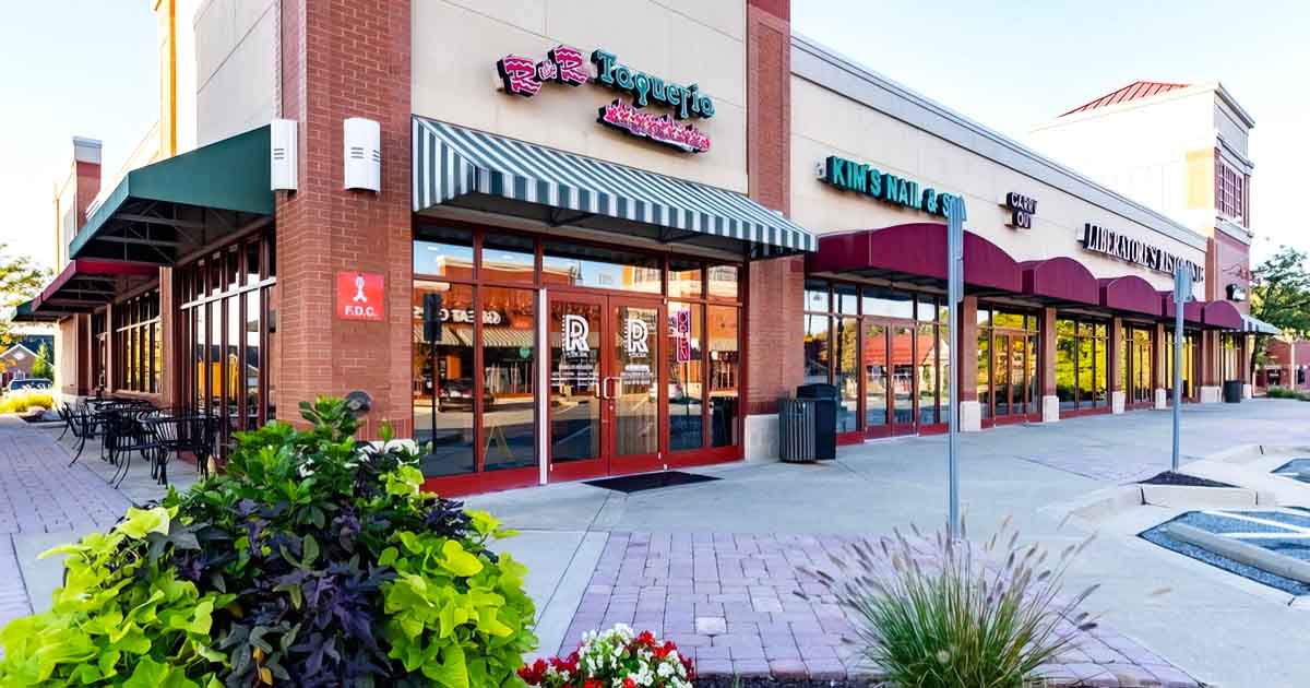 This Tiny Mexican Restaurant In Maryland Has Burgers That Defy Expectations