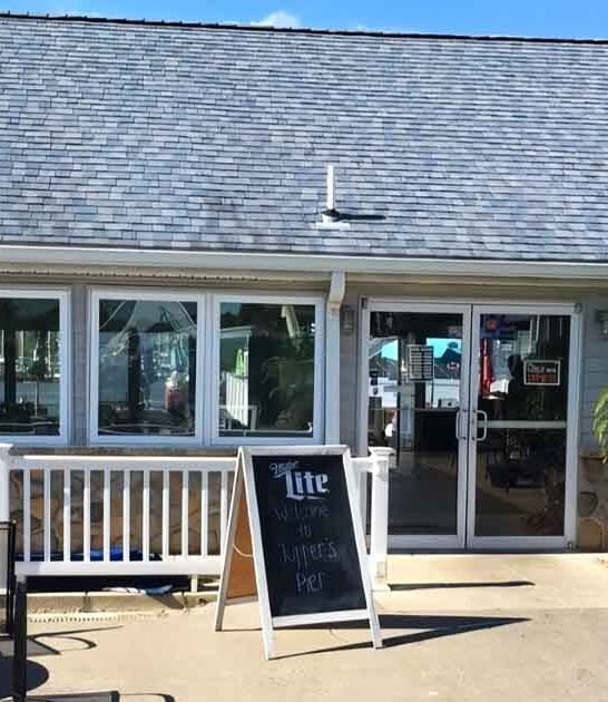 maryland cozy bayside restaurant ftr