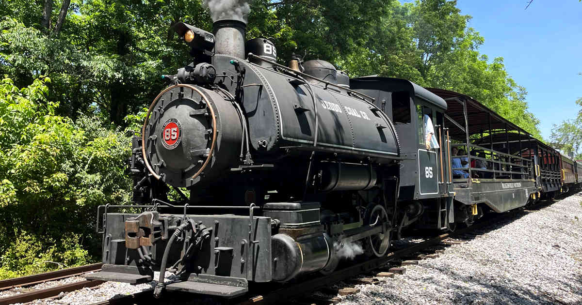 Train Rides Today 6 Magical Train Rides In Maryland That Make For The Best Day Trips Ever