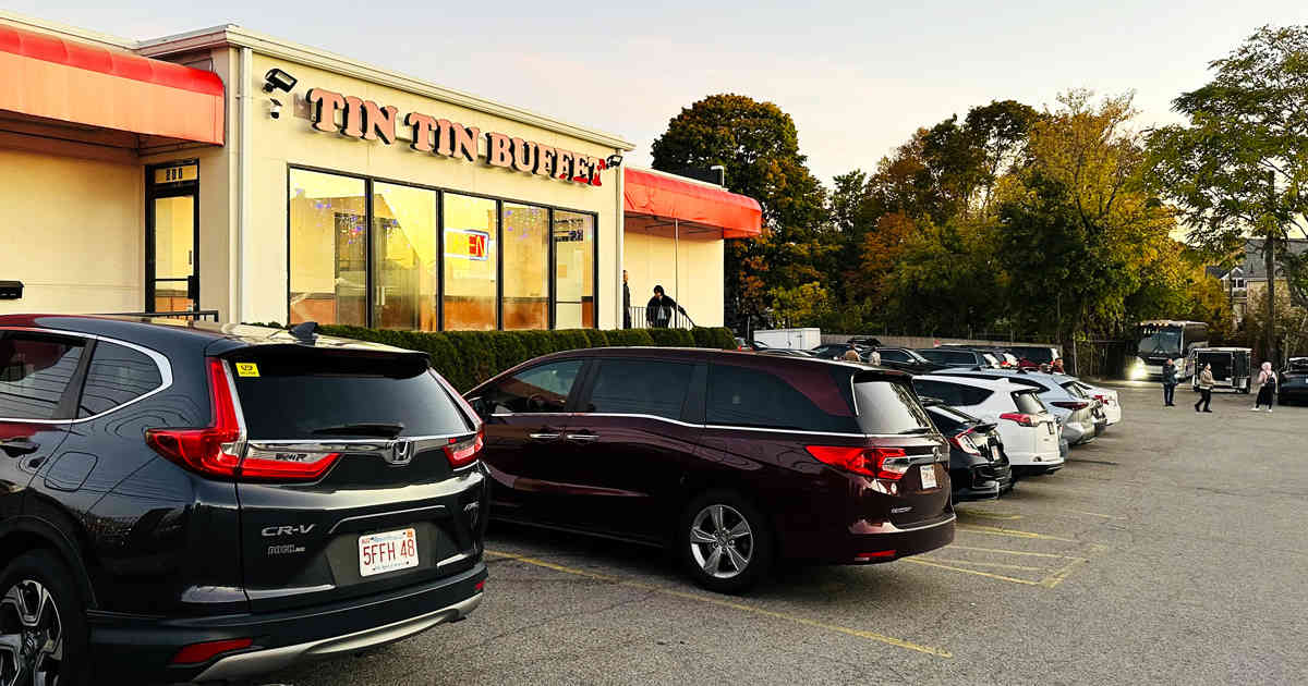 The Crab Rangoon At This Massachusetts Buffet Is So Good You'll Never ...