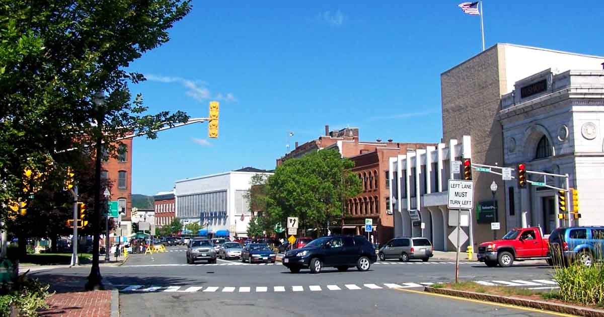 Everyone Knows Your Name In These 14 Unforgettable Small Towns In ...