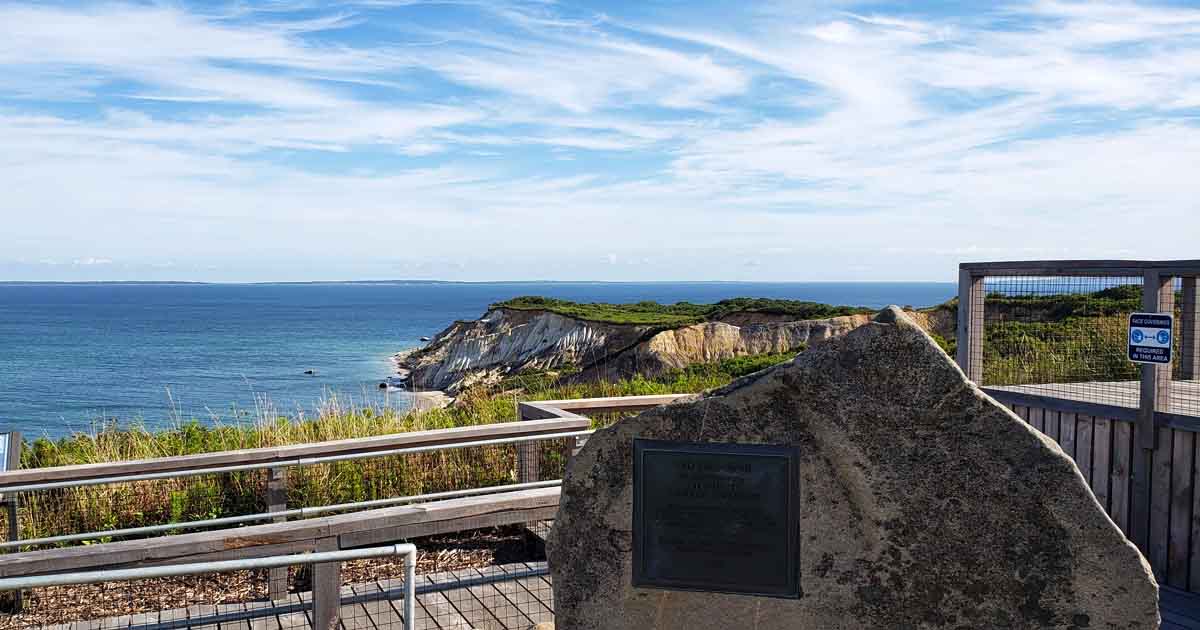 You'll Feel Like You Left Massachusetts At This Stunning Island Overlook