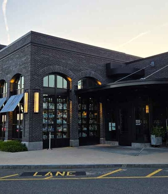 massachusetts restaurant wonderfully weird ftr