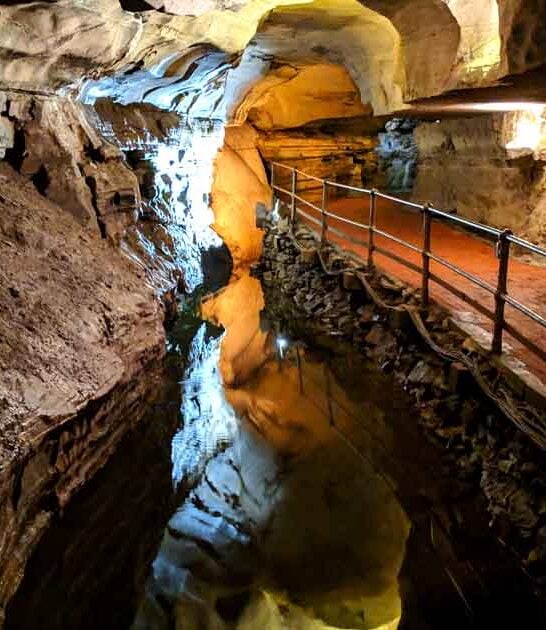 mesmerizing cave new york ftr