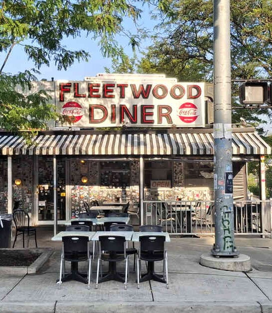 michigan well loved diner ftr