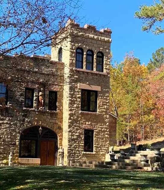 missouri airbnb scottish escape ftr