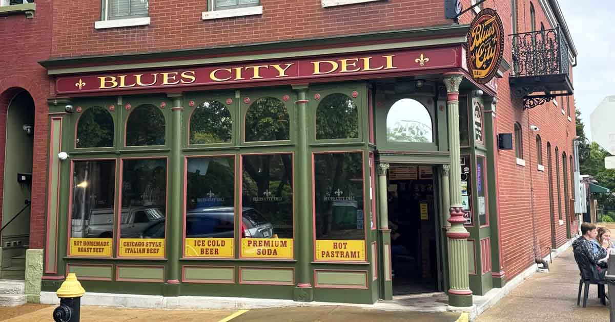 One Visit To This Cozy Missouri Sandwich Shop And Your Family Will Be ...