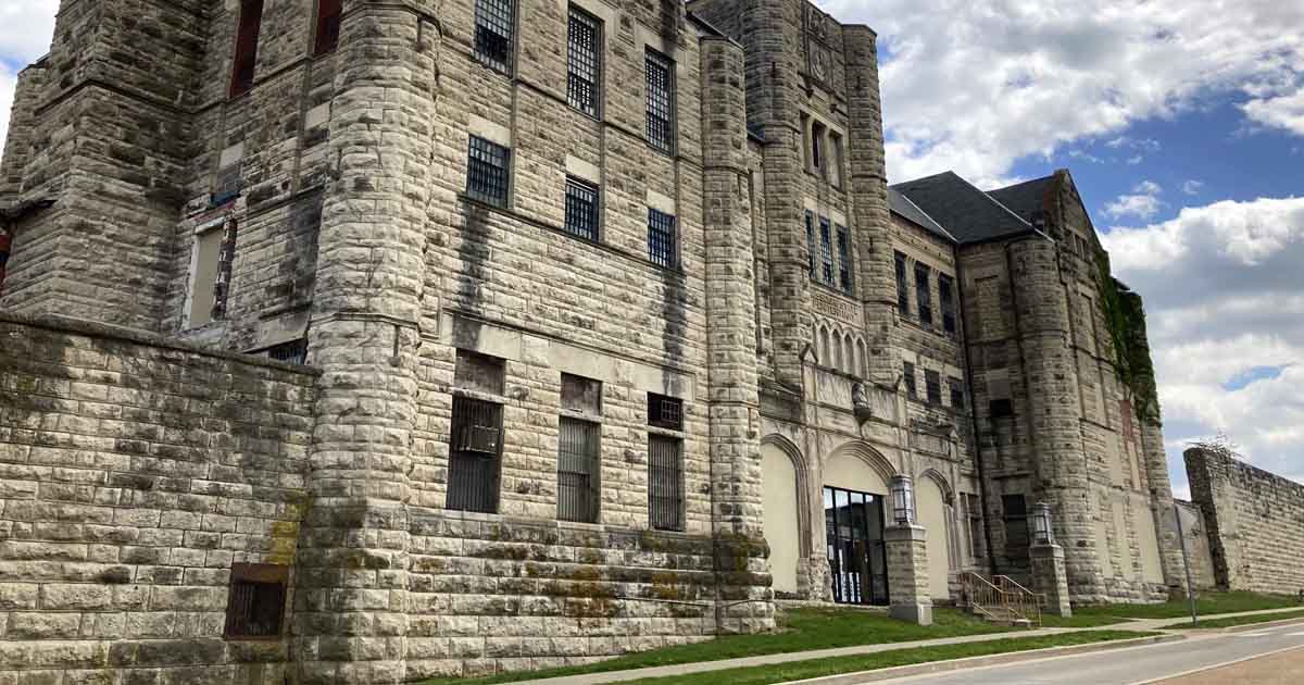 These 6 Creepy Spots In Missouri Will Give You Serious Goosebumps
