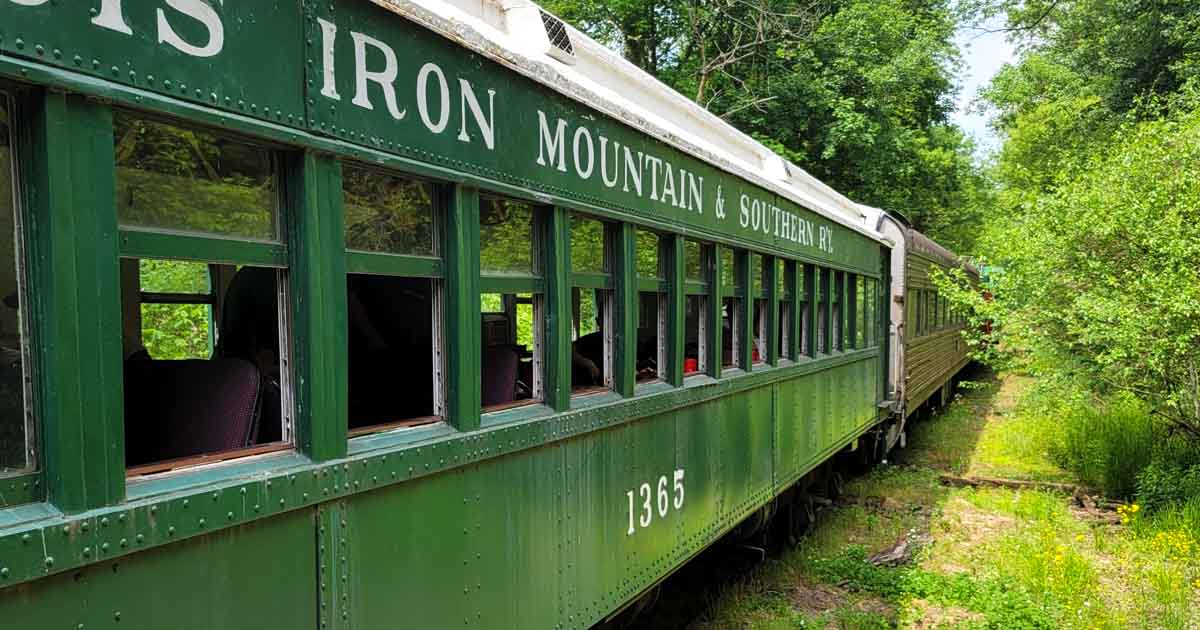 Hop Aboard These 8 Missouri Trains For The Most Scenic Day Trips You'll ...