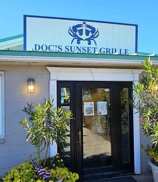 mouthwatering sandwich maryland restaurant ftr