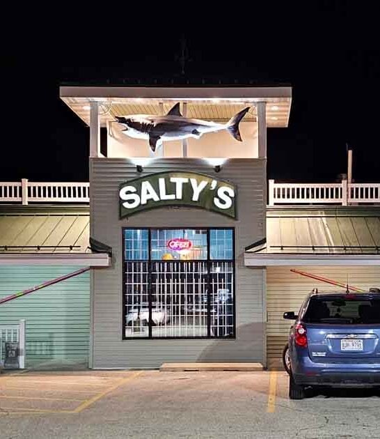 nautical themed restaurant wisconsin ftr