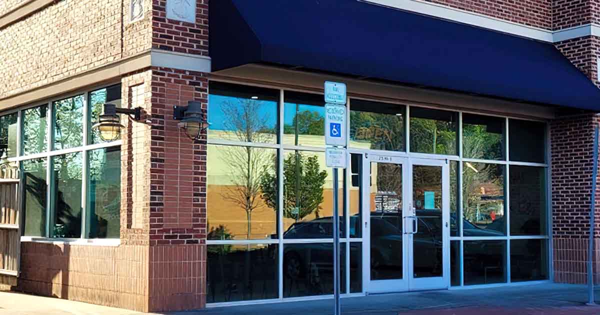 Donut Lovers In North Carolina Need To Visit This Tiny Bakery Before ...