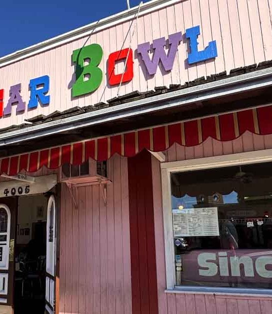 This Nostalgic Arizona Ice Cream Parlor Serves The Best Sundaes You&rsquo;ll Ever Taste