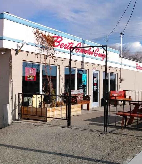 oregon garage themed restaurant ftr