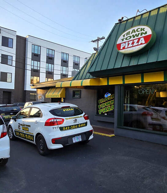 oregon legendary town pizzeria ftr