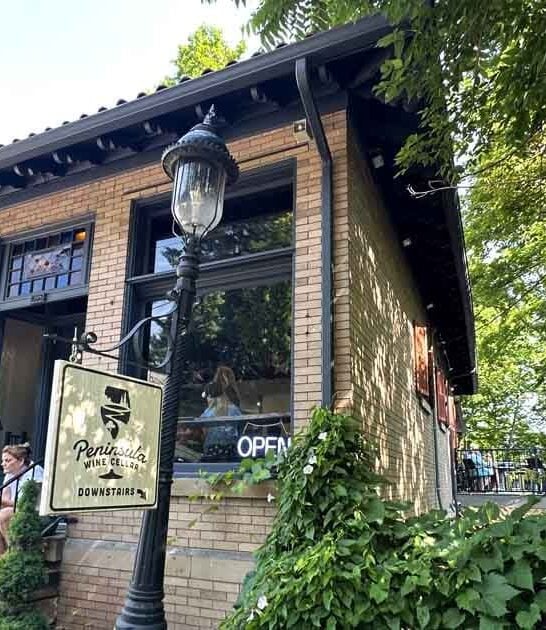 outdoor coffee dining ohio ftr